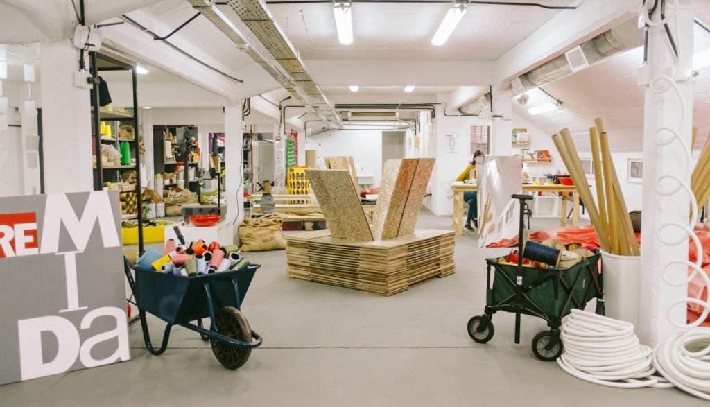 ReMida Buenos Aires, la poética de los materiales. – Revista Acromática